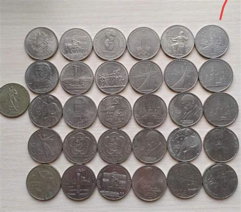 Монети — ціна 1400 грн у каталозі Сувеніри Купити товари для дому та побуту за доступною ціною