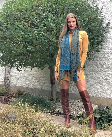 Mary Padian Wallpaper