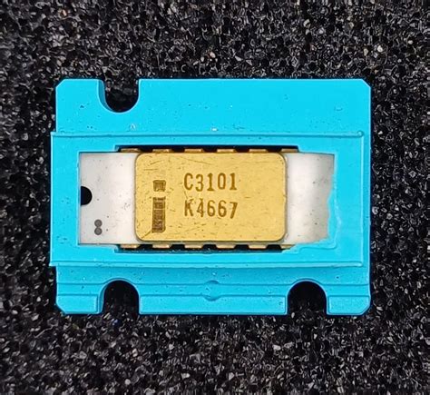 Intel C3101 Static Random Access Memory Sram In White Ceramic Nos