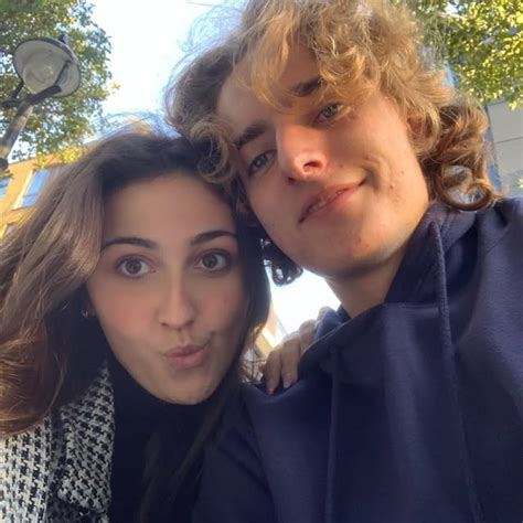 Salem Lauraasalem On Threads