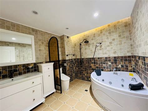 Agent Хөрөнгө оруулалтын алтан боломж Цэвэр агаарт 2800мкв газартай 460мкв 2ш 3 давхар сингл