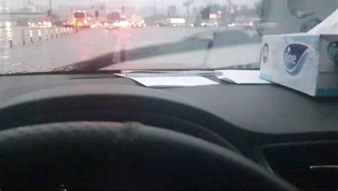 உழவர் மகன் வெறும் 3 4மணி நேரம் தானயா மழை அதுக்குள்ள நாளா பக்கமும் பிளாக் பண்ணி என்ன