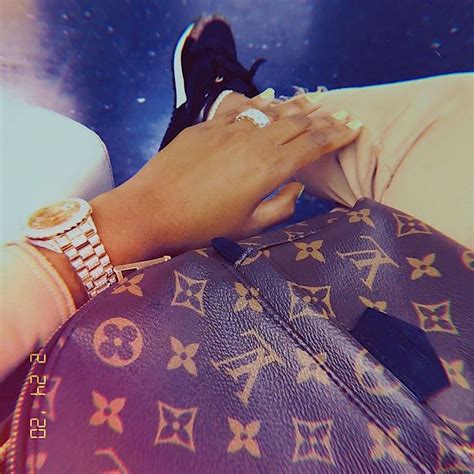 J A I Y E L L O W D O L On Instagram “😏” Instagram Fashion Hermes