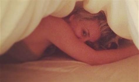 Kaley Cuoco Posts A New Topless Photo