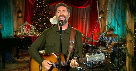 Josh Turner Sings Christmas Carol The First Nowell