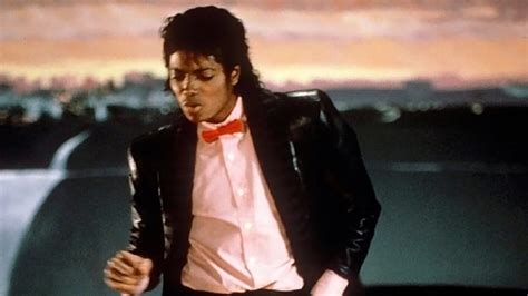 Michael Jacksons Music Video For Billie Jean Debuted 40 Years Ago