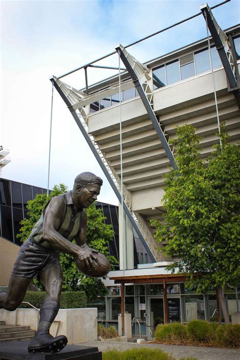 Claudio Antonio Ramírez Post Tensioning Works Completed On Melbournes Aia Centre Claudio