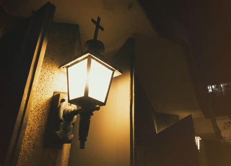 무료 이미지 화이트 밤 집 햇빛 창문 천장 그림자 어둠 조명 디자인 전등 모양 5056x3648 86810 무료 이미지 Pxhere