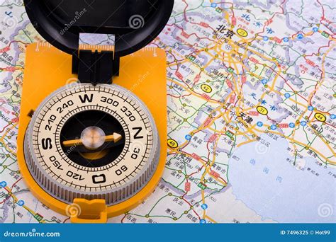 Compasso E Mapa Imagem De Stock Imagem De Fundo Conceito 7496325