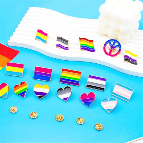 Nanafast 3pcs Lgbtq Pride Pins Heart Rainbow Pride Lapel Pin Brooch Badge Gay