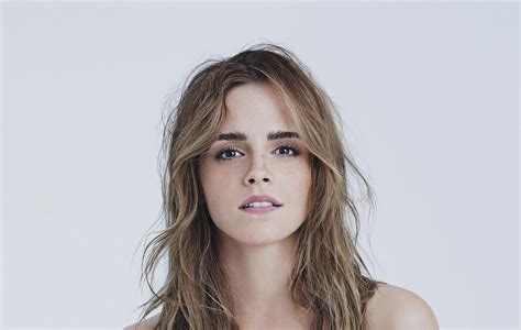 Emma Watson Wallpaper For Desktop Id 3690
