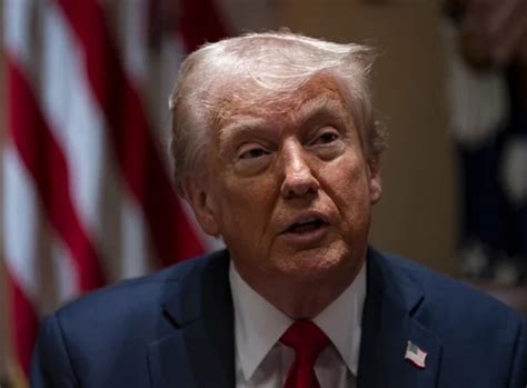 Трамп пак се заканува со контрола над „ужасниот“ Вашингтон Biznisvesti Mk