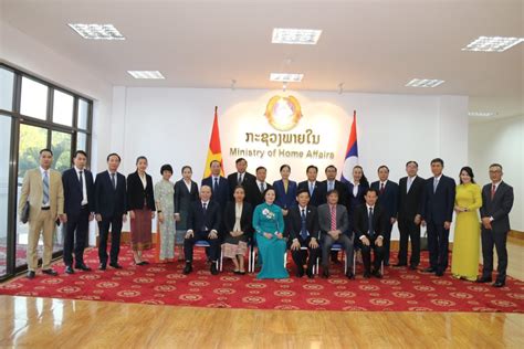 ກອງປະຊຸມພົບປະສອງຝ່າຍ ລະຫວ່າງ ກະຊວງພາຍໃນ ສປປ ລາວ ແລະ ກະຊວງພາຍໃນ ສສ ຫວຽດນາມ ຄະນະຈັດຕັ້ງສູນກາງພັກ