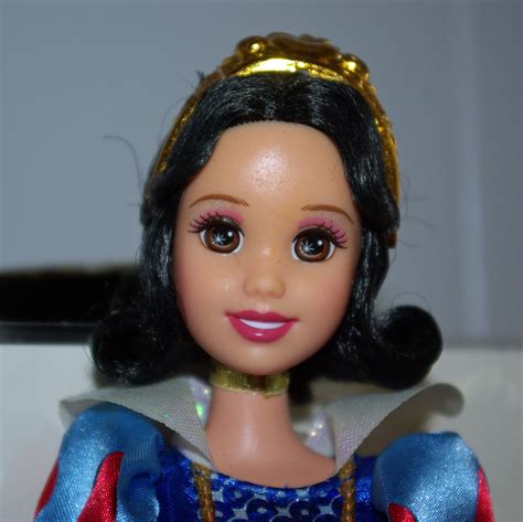 Fashion Doll Friday Mattel Disney Snow White C2006 Dolls Dolls Dolls