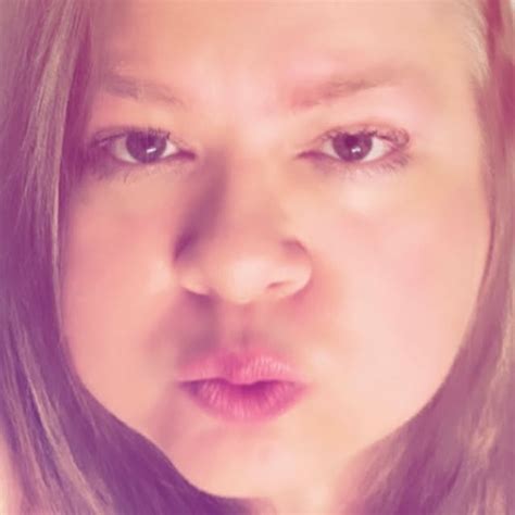 Susan Susanw6 On Threads