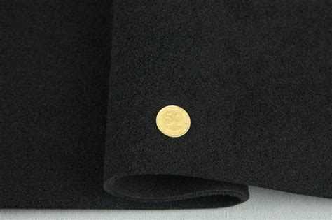 Автомобильный ковролин Mercedes черный, на основе, толщина 6мм ...