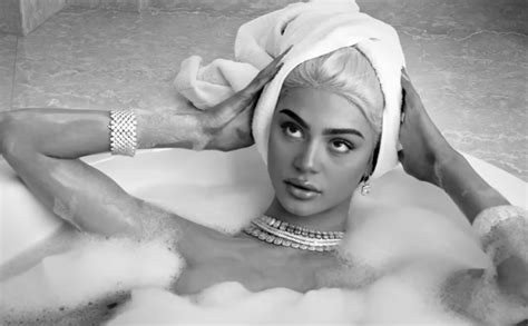 4 зодии които си мечтаят за луксозен живот