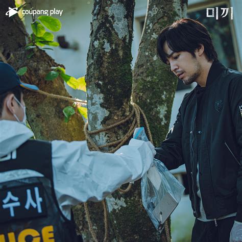 쿠팡플레이 Coupang Play On Twitter 한마디로 압도적 믿고 보는 명품 배우 라인업 ⠀ 눈빛만 봐도 이미 과몰입 완료 범죄 스릴러 1월 27일 금요일