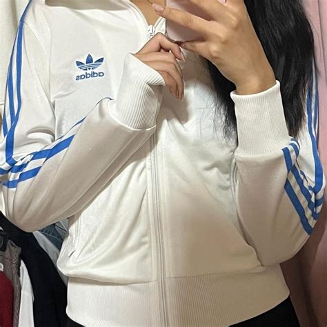 아디다스 빈티지 아디다스 져지 대장 화이트 스카이블루 트랙탑 파이어버드 시나모롤깔 위시버킷