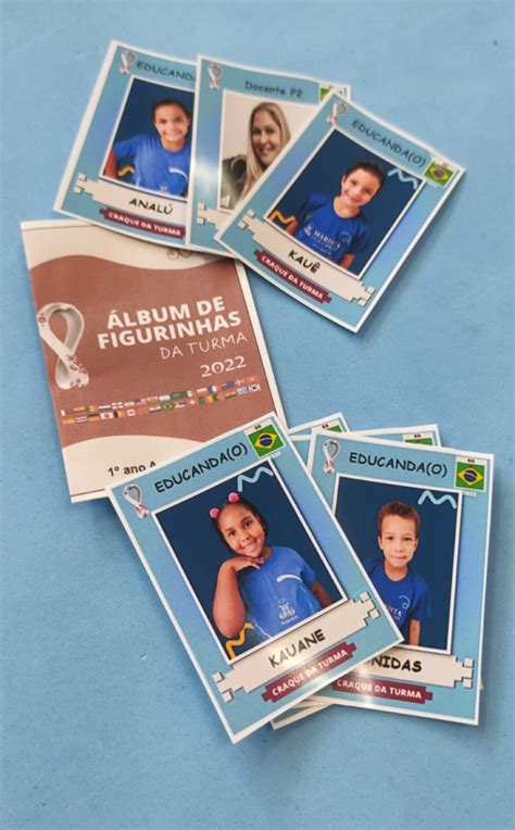 Professora Cria álbum De Figurinhas Da Copa Do Mundo Para Crianças Em