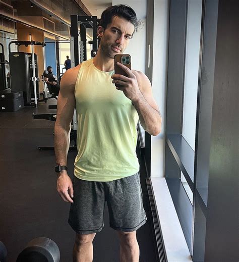Justin Baldoni Height Weight Body Statistics Healthy Celeb