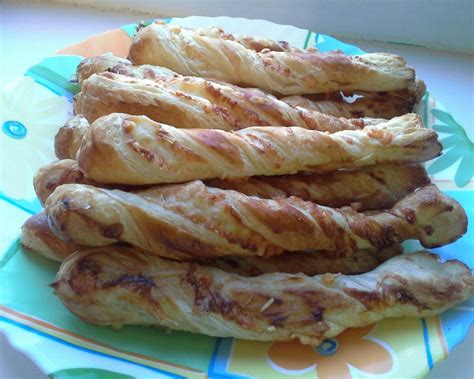 Сырные слоеные палочки рецепт – Итальянская кухня: Закуски. «Еда»