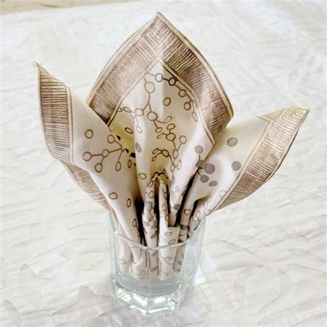 6 Easy Napkin Folding Ideas I Love • One Brick At A Time