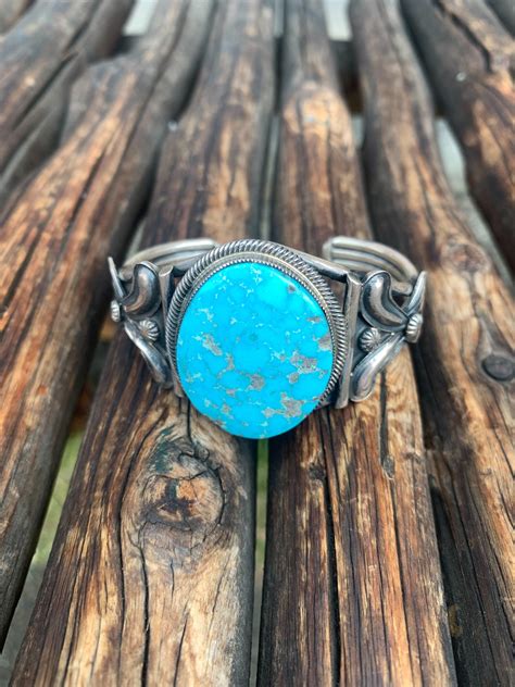 Turquoise Bangle Chi Chis