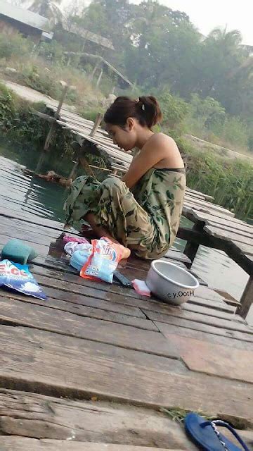 November 2017 ျမန္မာေရခ်ိဳးေခ်ာင္းရိုက္