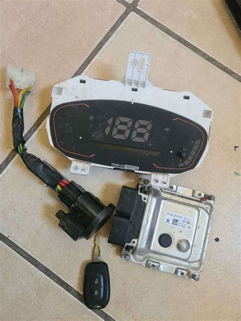 Engines Renault Kwid Computer Box Was Listed For 4 500 00 On 10 Nov At 23 46 By Bluetec Autos