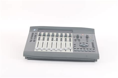 Avid Digidesign Mc0910032101 00 Command 8 Controller Control Surface Ntc Tech