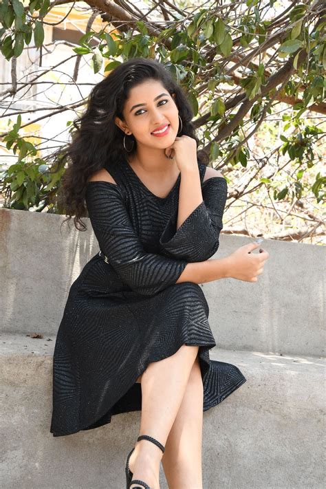Actress Pavani Reddy Hot Stills Eepixer
