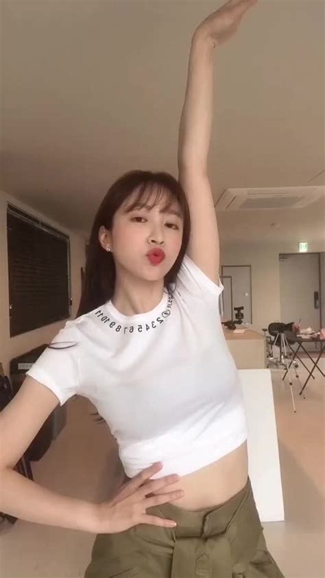 Hani Dance Scrolller
