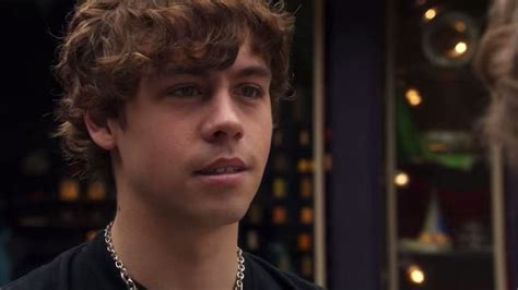 Degrassi Chats Liz On Twitter Im Still Healing From This Burn