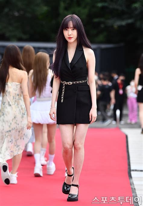 유주 레카 찢엇다 애더랑 소이 여기서 거주중 Onlyyuju You