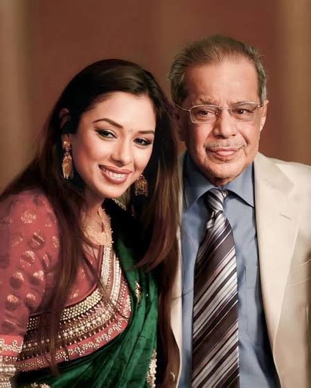Rupali Ganguly Says Ill Always Be Your Babe Girl As She Wishes Her Dad This Father S Day