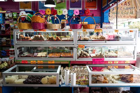 Aquí Se Fabrican Los Mejores Dulces Mexicanos En Tijuana Siempre En