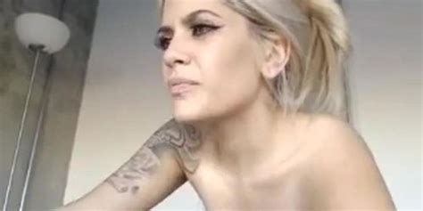 LISA SLUT TEASING Tnaflix Com LISA SLUT TEASING Tnaflix Com