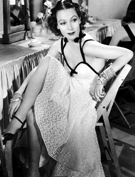 Classic Beauty Dolores Del Rio Splendid Isolation