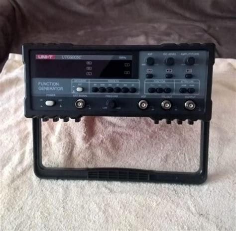 Function Generator UTG 9005 C UNI T