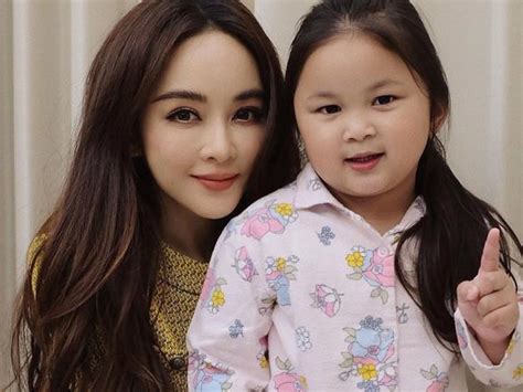 เป้ย ปานวาด เสียงสั่น น้องปาลิน ผ่าตัดด่วน เหลือช่องทางหายใจแค่ 10 เปอร์เซ็นต์