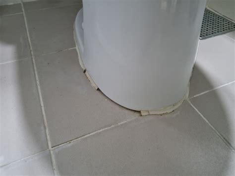 용인 양변기 좌변기 밑 백시멘트 실리콘 시공 작업 곰팡이 물때 누수 제거 교체 시공 화성 향남 동탄 용인 수지 서울 수원 네이버 블로그