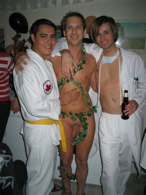 Martin Naked K On Twitter Halloween Party I Went As Adam From Adam Eve Great Way To Be