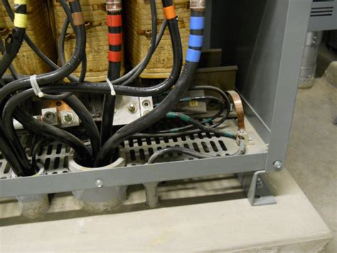 Correct Method Of Grounding Transformers