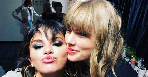 Ternyata, Seperti Ini Hubungan Selena Gomez dengan Taylor Swift - Pantau.com