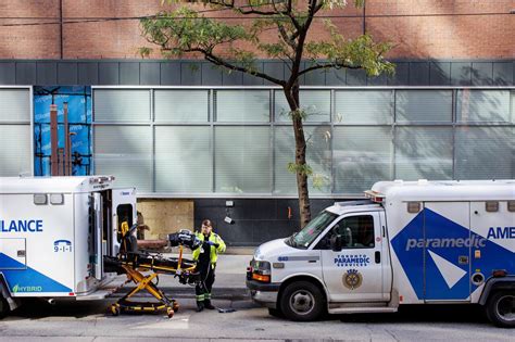 Number Of Non Fatal Overdoses Toronto Paramedics Respond To Is Declining City Data Shows