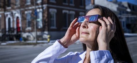 ‘eclipse Blindness Is Real And Irreversible Ophthalmologist Cautions
