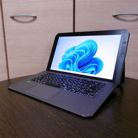 Yahooオークション 希少 Hp Zbook X2 G4（i7 8550u32gb1tbクア