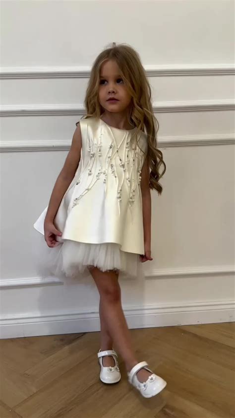 Коллекция дизайнерских платьев для девочек Qpins Купить нарядное платье на выпускной в 2025 г