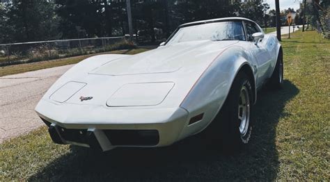 Mini Pinup Shoot With My Corvette Which Outfit Should I Wear Routfits